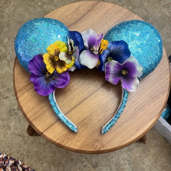 Disney | Accessories | Pandora Minnie Mouse Ears | Poshmark